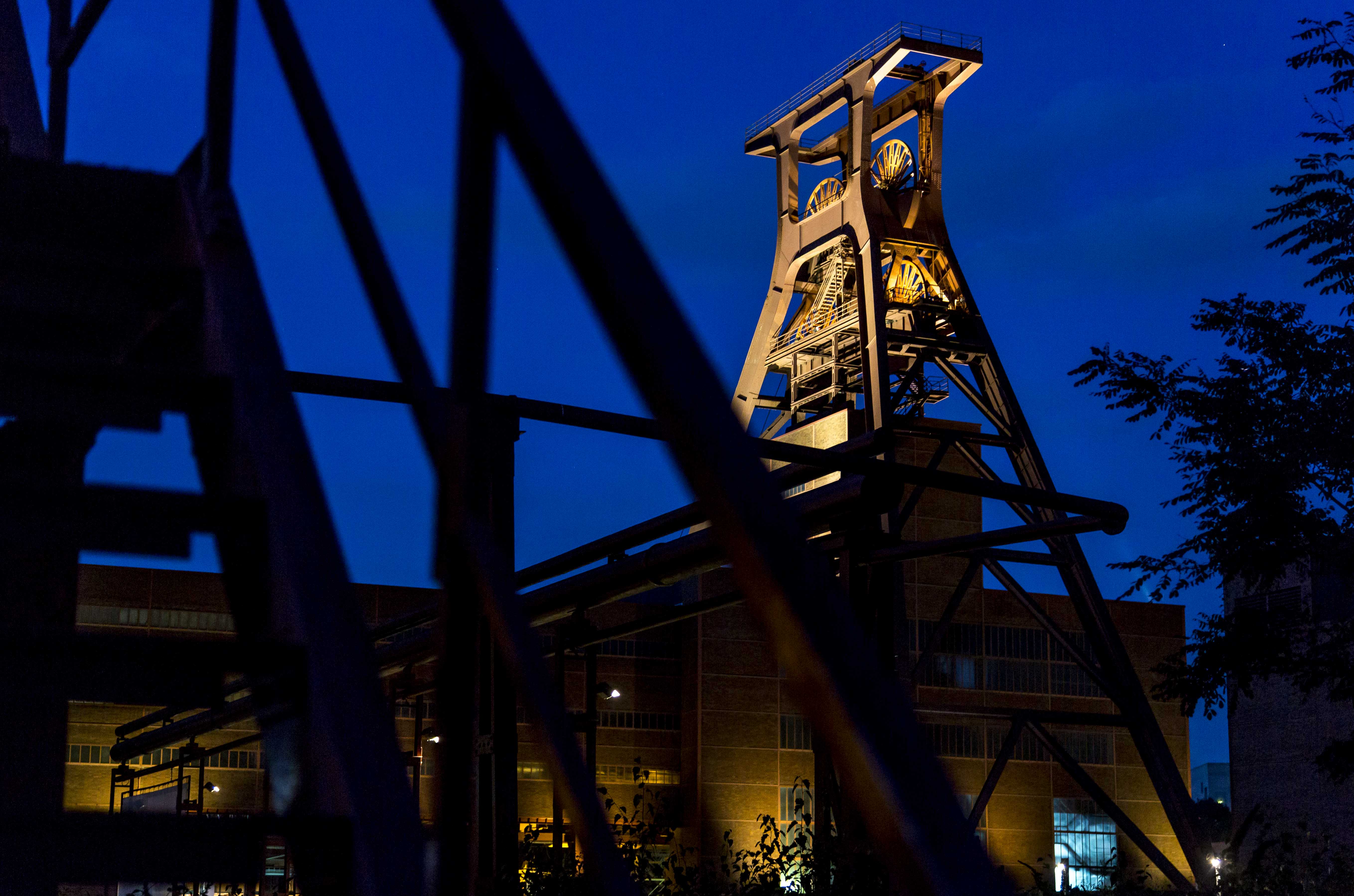 Die Zeche Zollverein bei Nacht entdecken