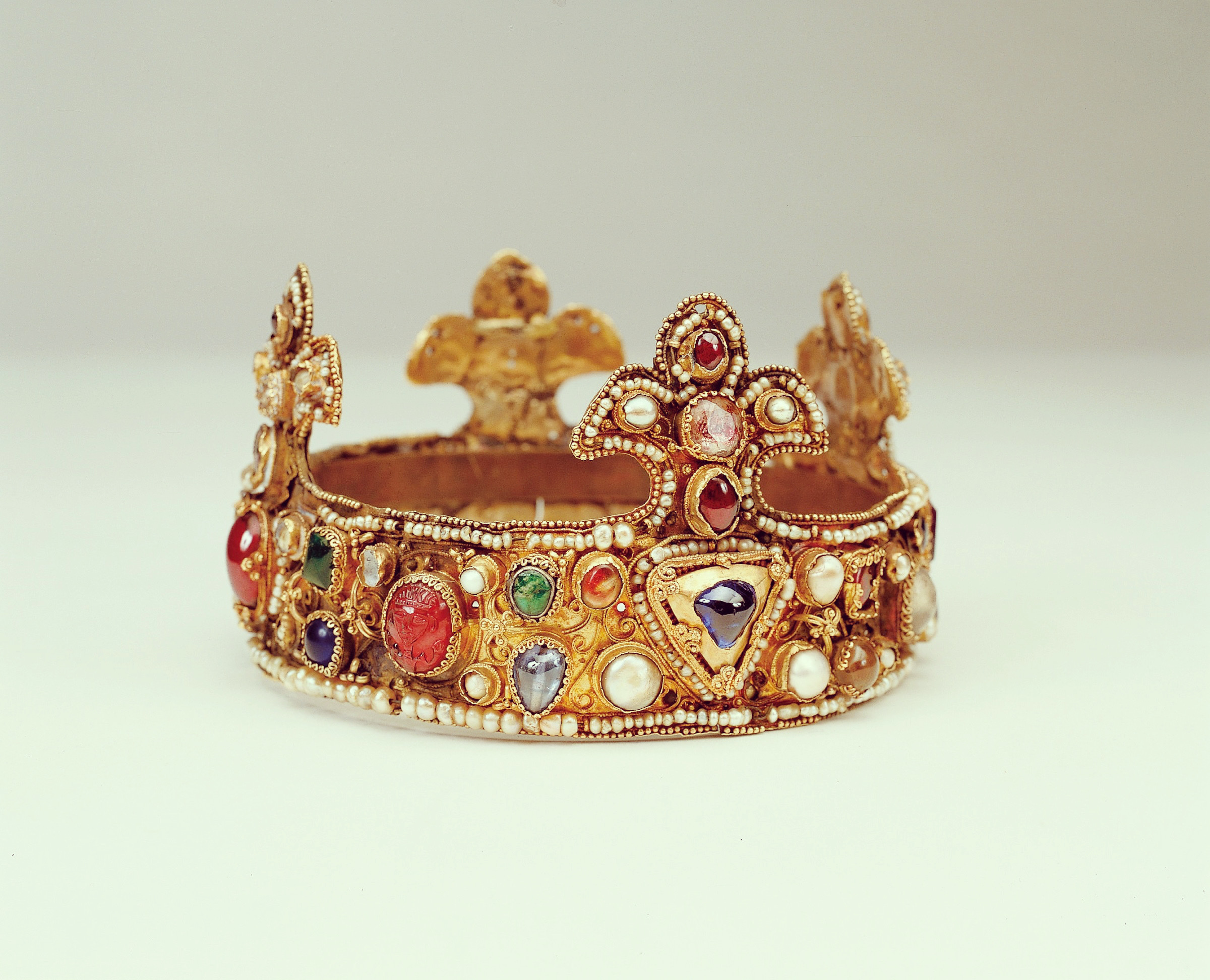 Domschatz Essen (Cathedral Treasure Essen)