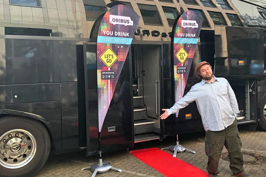 Sommermärchen 2.0: Im Luxus-Bus gratis zum OMR Festival 2019 in Hamburg ...