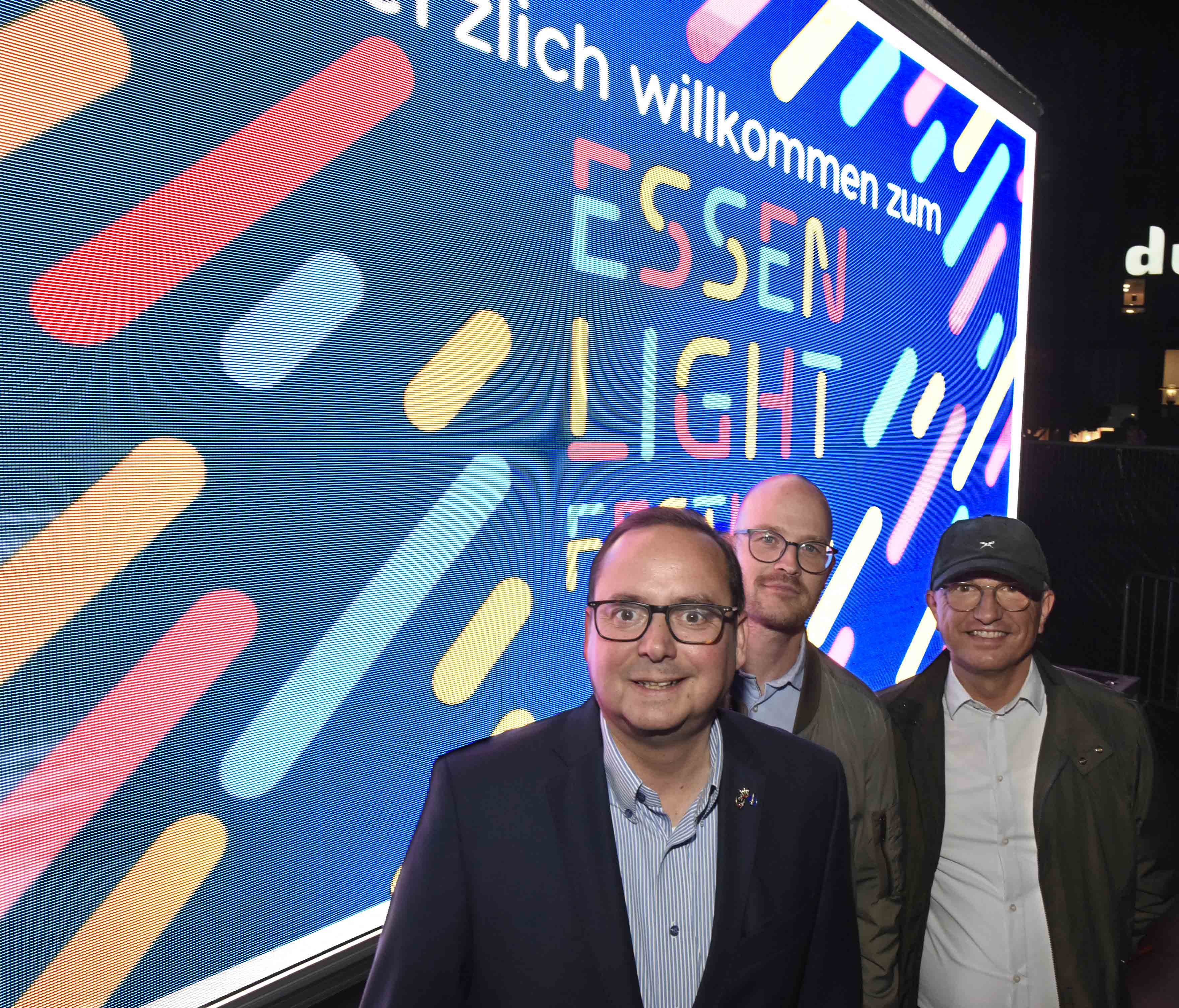 Oberbürgermeister eröffnet Essen Light Festival 2023 - essen.de