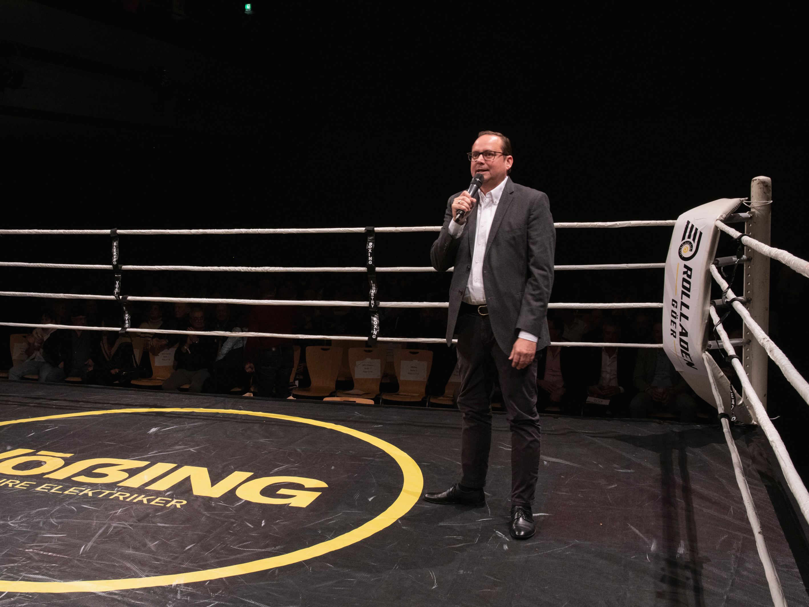 Oberbürgermeister bei Gala "The Gentlemen Boxing Club" - essen.de
