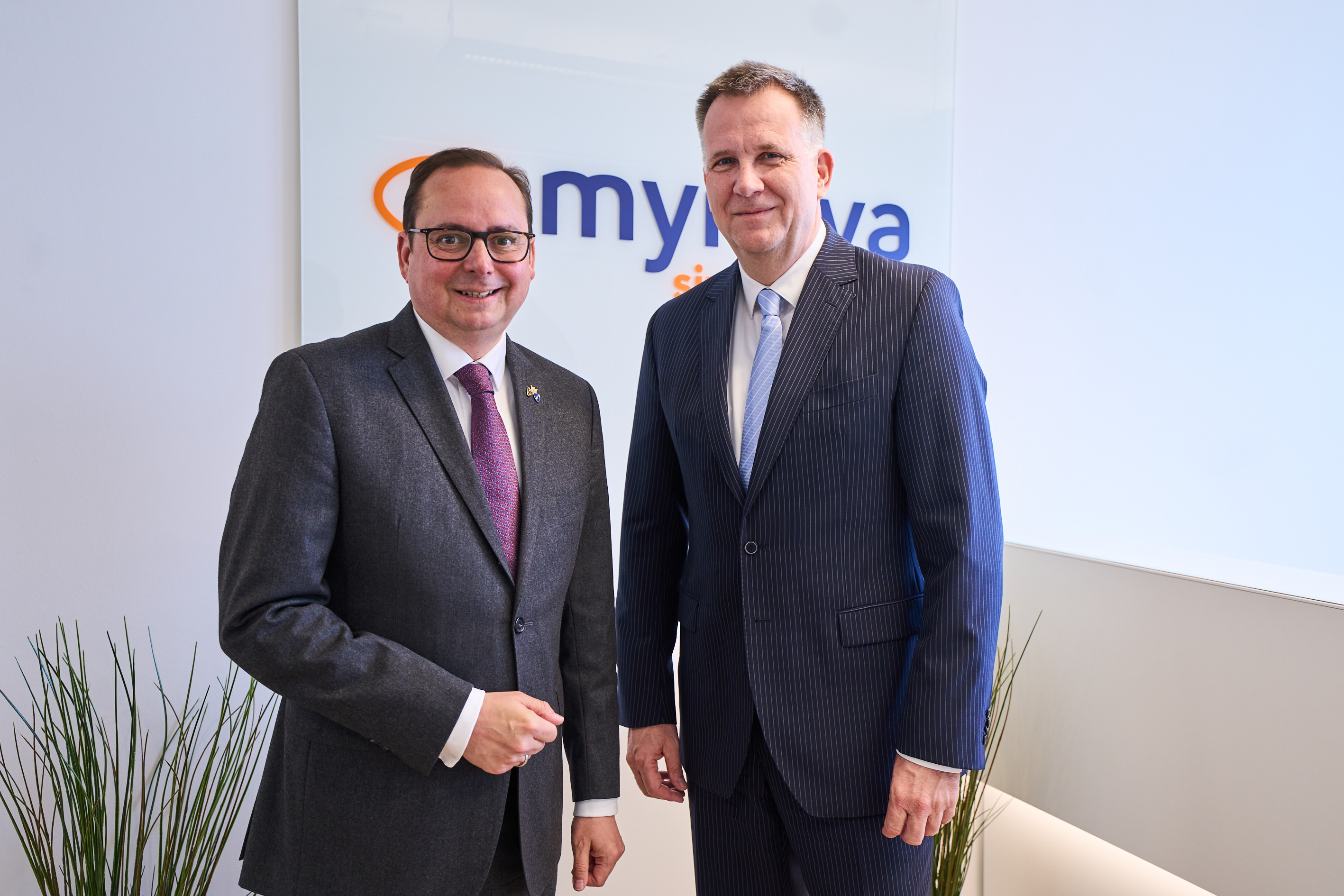 Eröffnung des neuen Unternehmenssitzes der myneva Group GmbH - essen.de